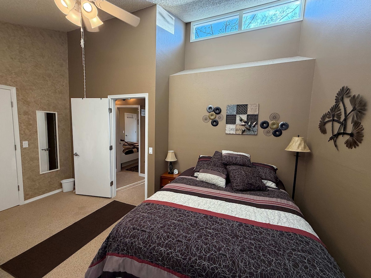 Spring Valley Blue | 3BR | Lake View | Home - Houses for Rent in Osage ...