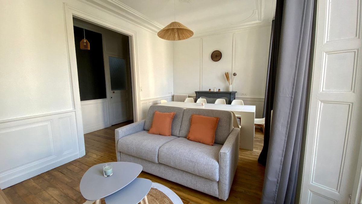 Spacious flat in the heart of Rennes 10P - Flats for Rent in Rennes ...