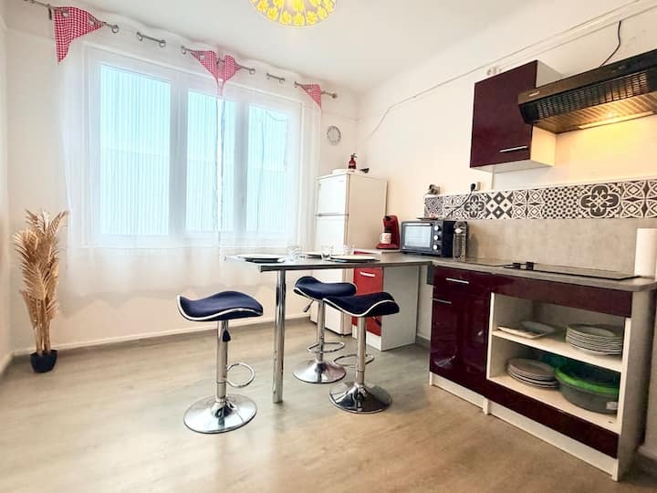 Aux Deux Ferries - Calais Nord - Calais