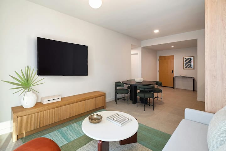 Brand New Urban Escape In The Heart Of Downtown - Miami, FL