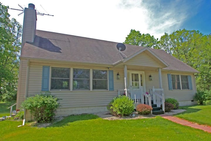 Hook, Wine And Sinker Home-4 Bdrms/2.5 Bths - 凱利斯島