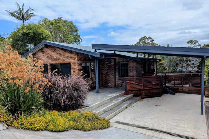 Mollymook Den Coastal Retreat Walk To Beach & Town - Lake Conjola