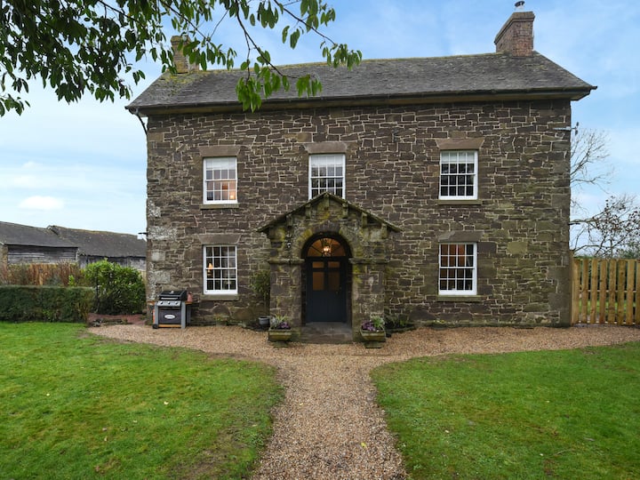 Manor Farmhouse - Church Stretton