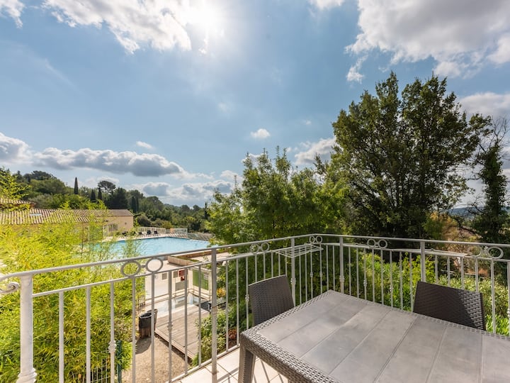Appt 8 Pers Climatisé Vue Sur La Piscine - Fayence