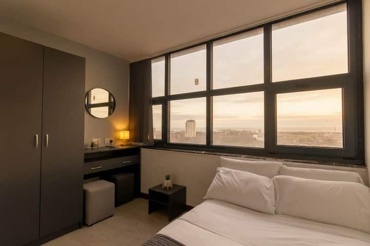 Convenient Budget Sunderland Studio With Views - Sunderland