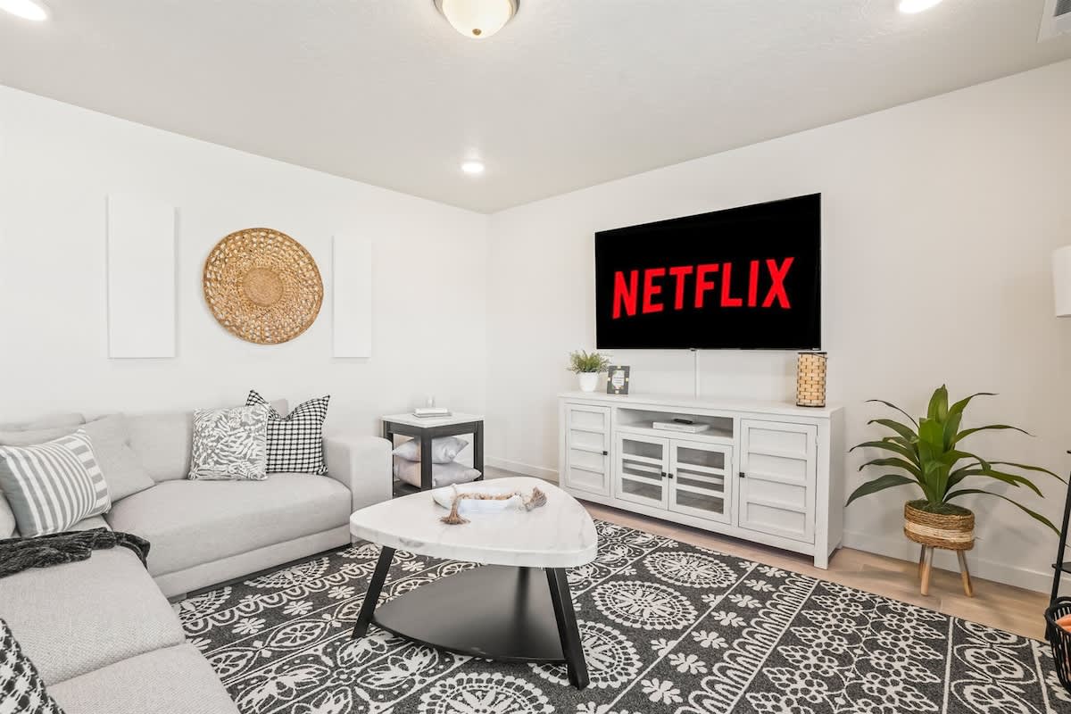 Luxuriöser Rückzugsort mit 5 Schlafzimmern – Whirlpool – Spielzimmer ...