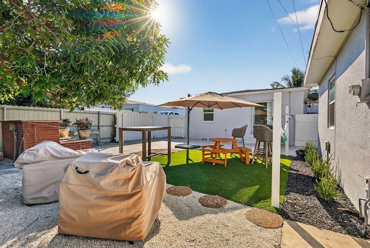 Minutes To Beach • Dog Friendly • Bbq •Patio - West Palm Beach, FL