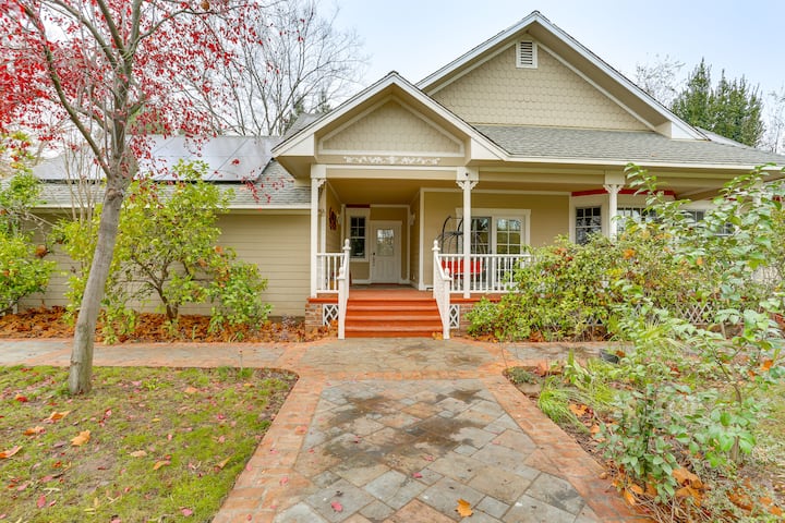 Country Comfort! Spacious Family Home By Red Bluff - Red Bluff, CA