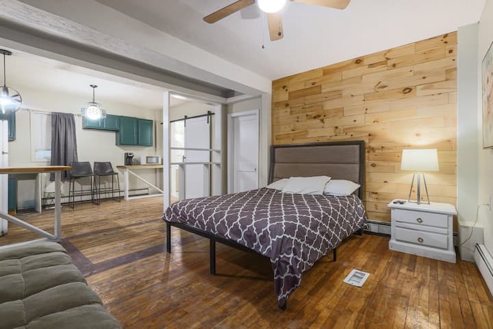 Rustic Floor Private Studio - Worcester, MA