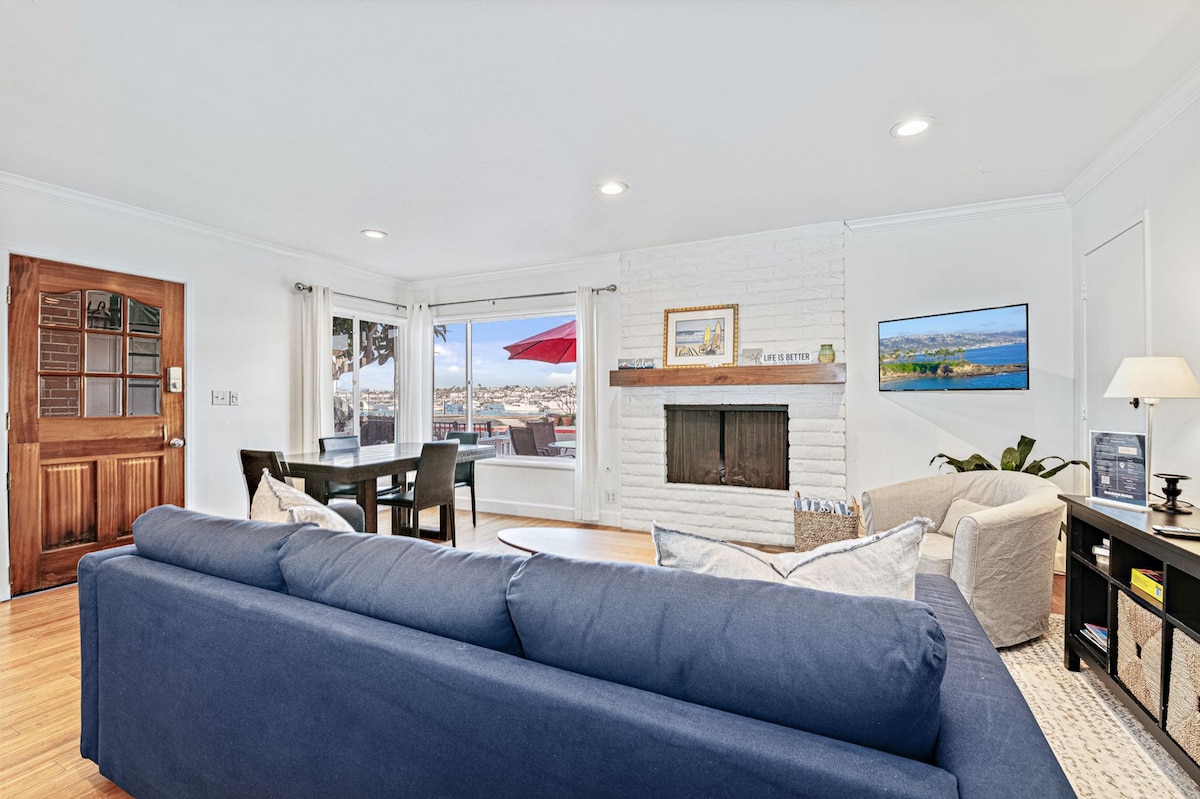 Bayfront 2BR w/ Harbor Views & Steps to Beach! - Houses for Rent in ...