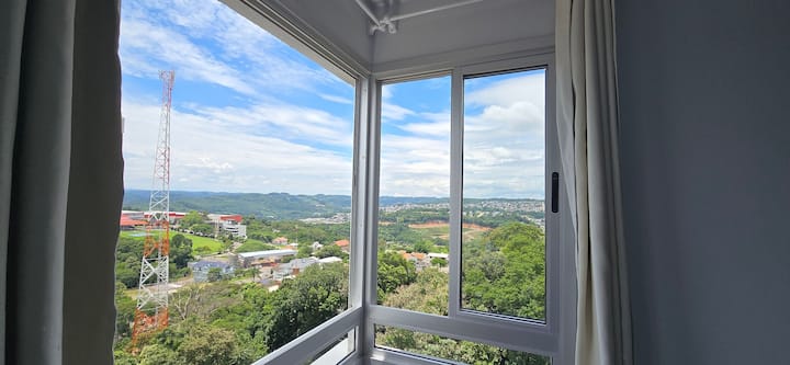 Apto Completo Com Churrasqueira E Vista Incrível - Bento Gonçalves