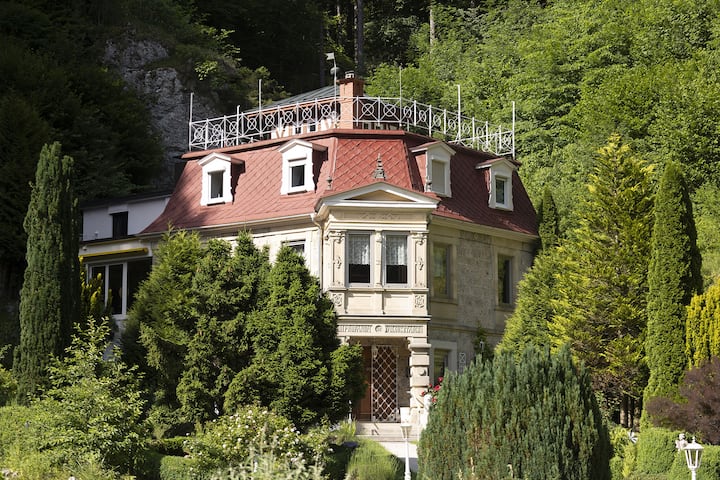 Ferienwohnung Nachtigall Im Schloss - Bad Urach