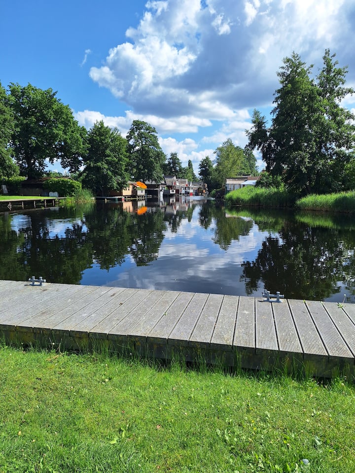 Ferienhaus Am Wasser, Bootshaus - Güstrow