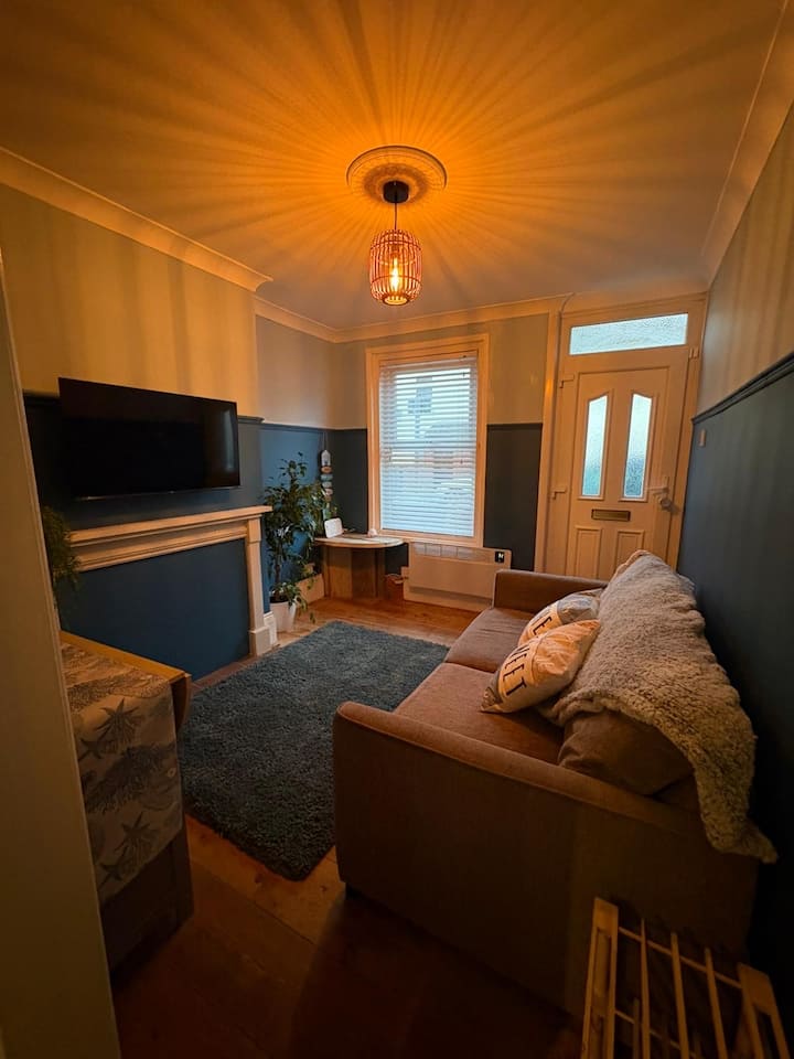 Coastal Holiday Home | Near Beach | Sleeps 4 - Great Yarmouth