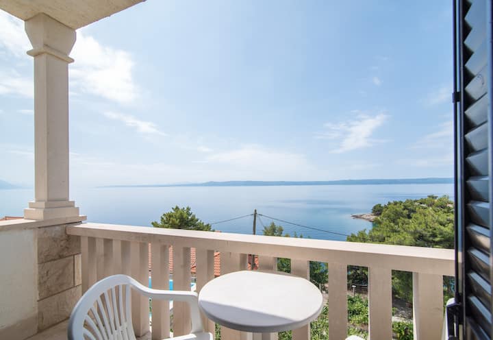 Apartments Neva- Two Bedroom Apartment With Balcony (4r) - Brač
