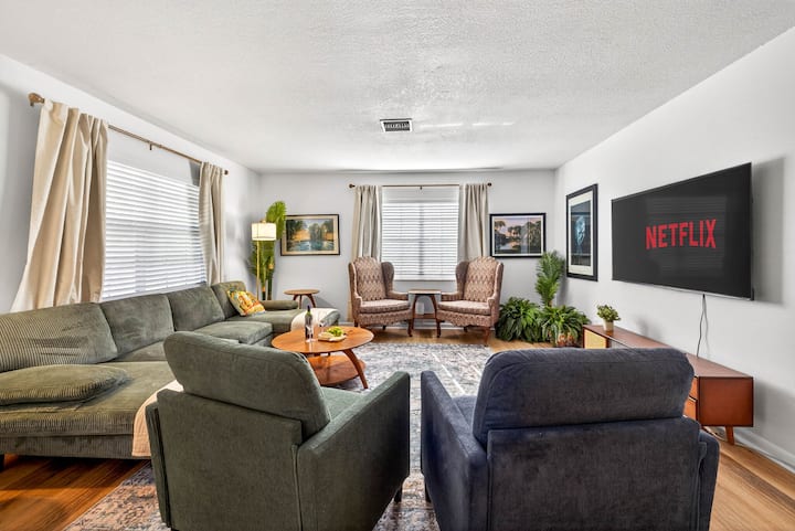 The Terrace Hideaway 3br Wfh, Sleeps 6 - Temple Terrace, FL