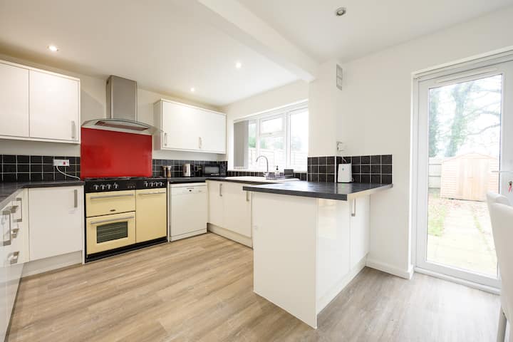 Comfy 3-br House - Malvern