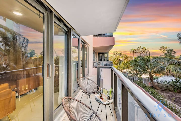 Beautiful 2 Br Apartment, Amazing Pool - Fisher Island, FL