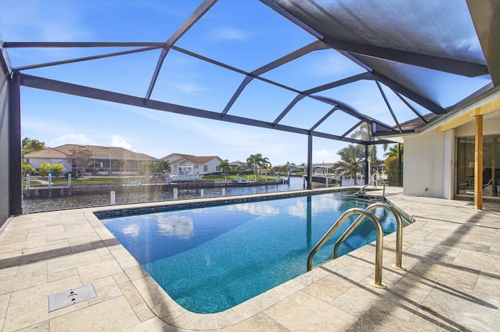 Heated Pool & Spa - Villa Parisian Paradise - Punta Gorda, FL