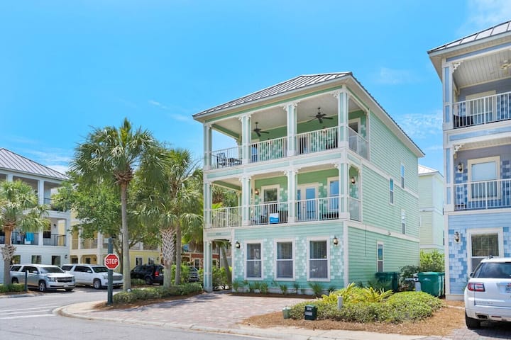 Splish Splash Pet Friendly Pool View - Destin, FL