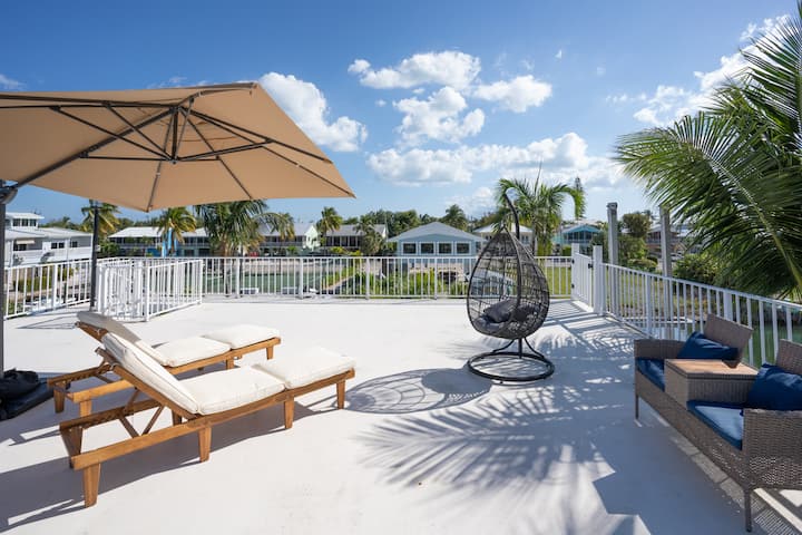Lookout At Lorane: Waterfront, Rooftop Lounge - Key Largo, FL