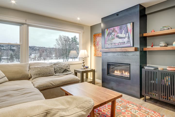 Fully Renovated! Luxe Ski Condo Near Stowe Mtn - Stowe, VT