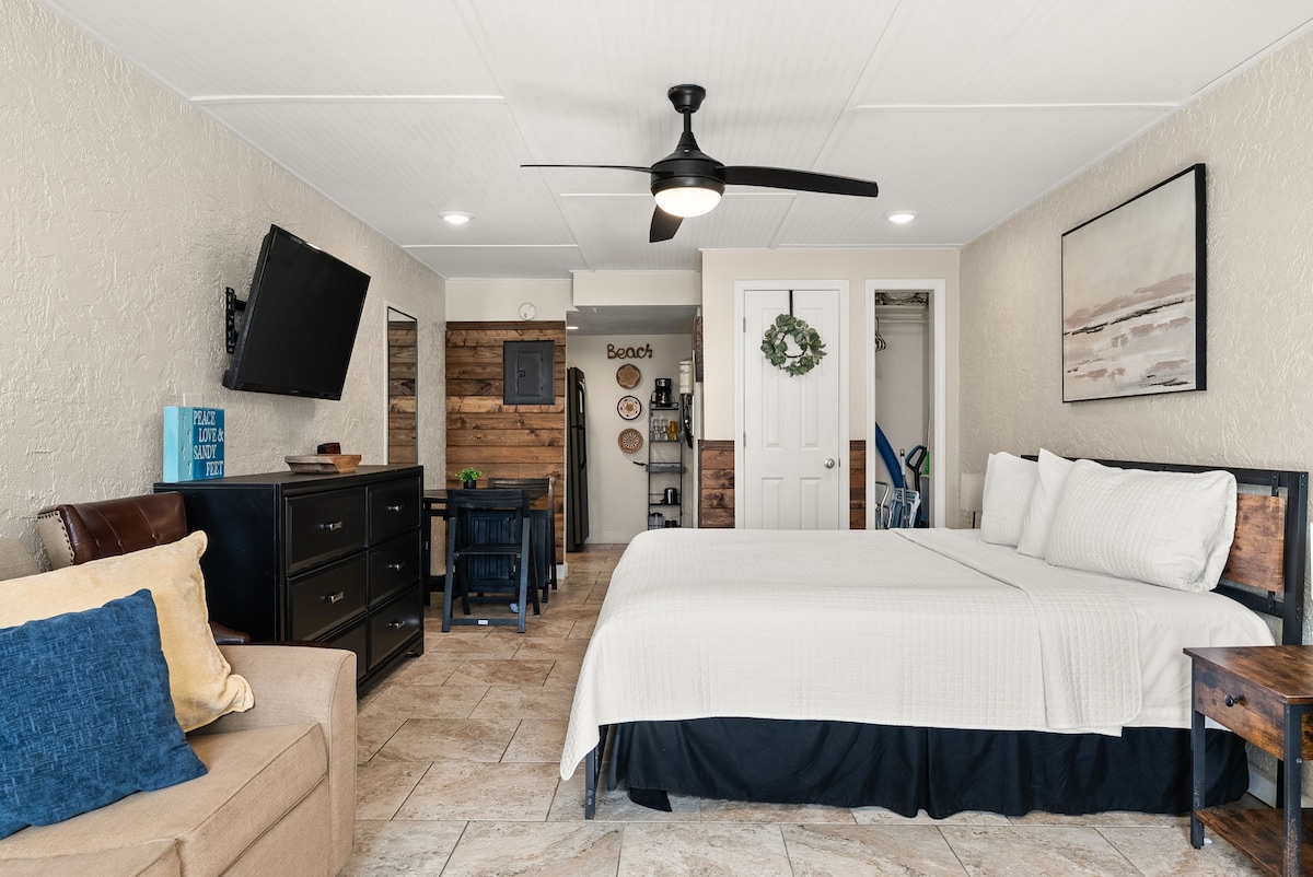 The Ambassador - Unidad C5 - Studio King - En la piscina - Deptos. en ...