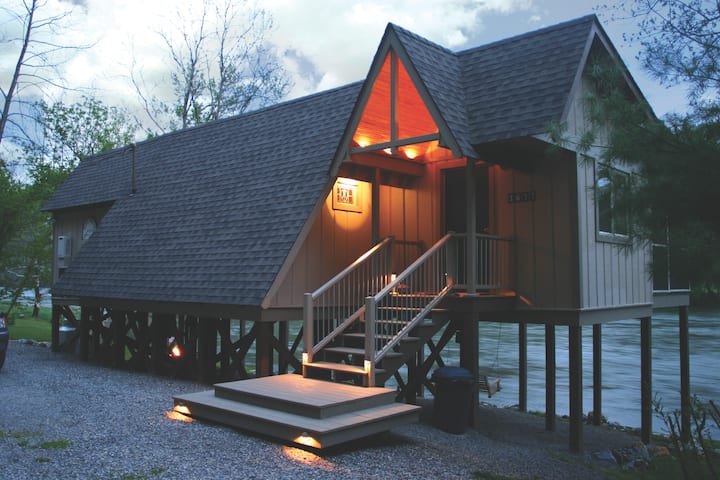 Blue Moon - New River Trail State Park, Max Meadows