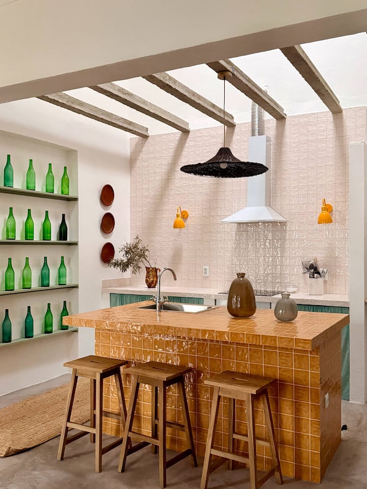 Charming Alentejo Home For 10 With Garden - Fronteira