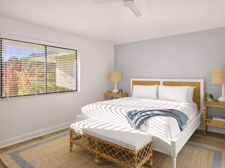 3 Family-friendly Rooms W/ Green Yard Space - 