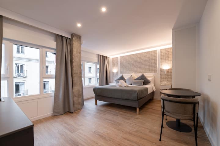 301 — Sb20 Boutique Studios | 1br | 1ba | W/k - Madrid