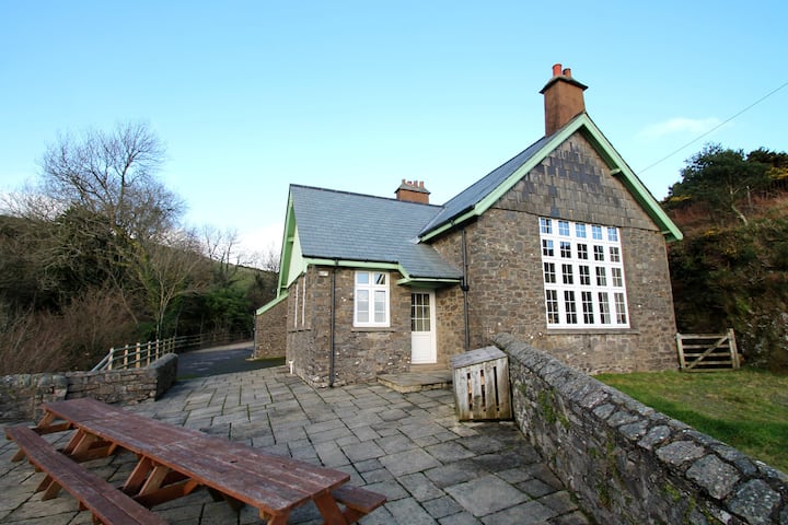 The School House, Countisbury - Devon