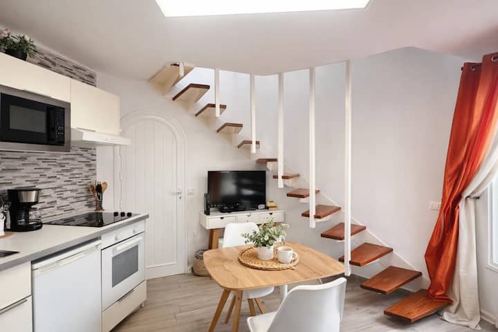 Party Coast Apartment For Young Travelers - Playa de las Américas