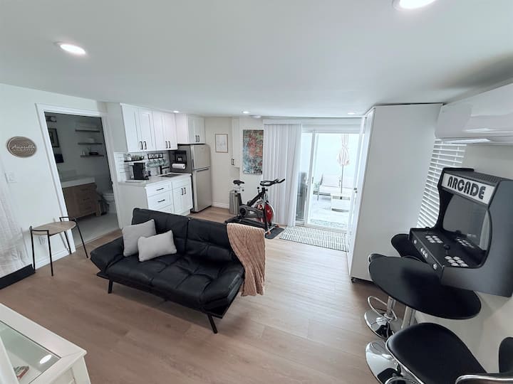 1br 1ba Kitchenette, Arcade, Patio Bbq, Fire Pit - Simi Valley, CA