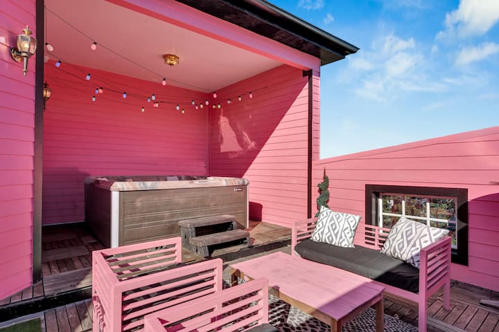 Barbie Dreamhouse • Hottub+sauna • Mardigras Fq - New Orleans, LA