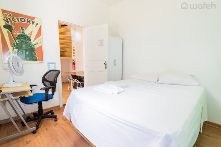Sleeps 4 Comfortably: Double & 2 Single Beds - Belo Horizonte