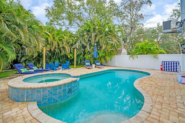 New Sea Drift Oasis - Heated Pool, Spa, Game Room - Tarpon Springs, FL