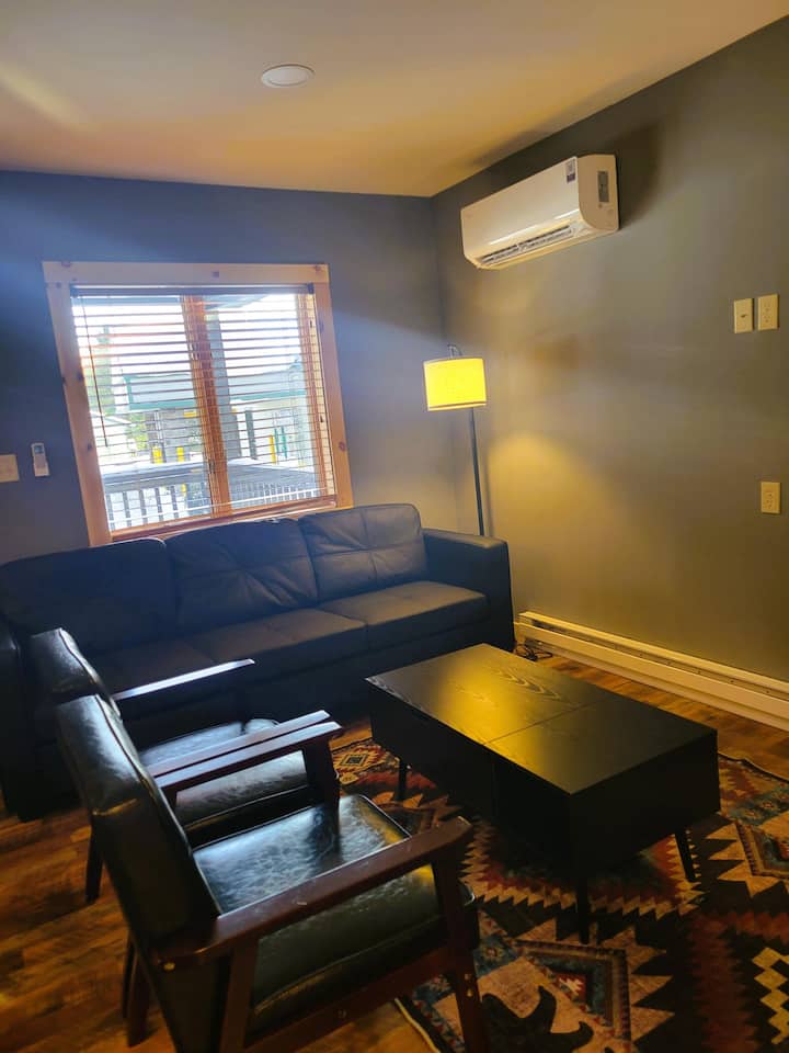 2-bedroom, 2-bath Apartment, Private Deck (H-6) - Lake Placid, NY