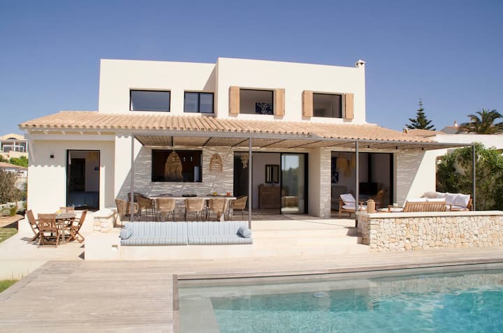 Villa Contemporaine Avec Piscine Et Vue Mer - Mahón