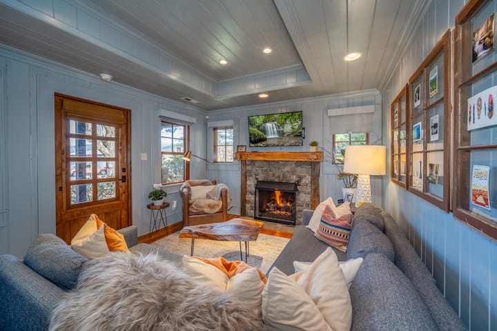 Little Falls Bungalow - Brevard, NC