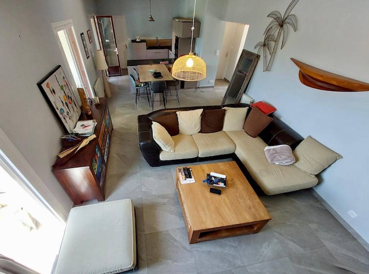 Maison Vue Mer Véranda Terrasse Et Jardin - Trégastel