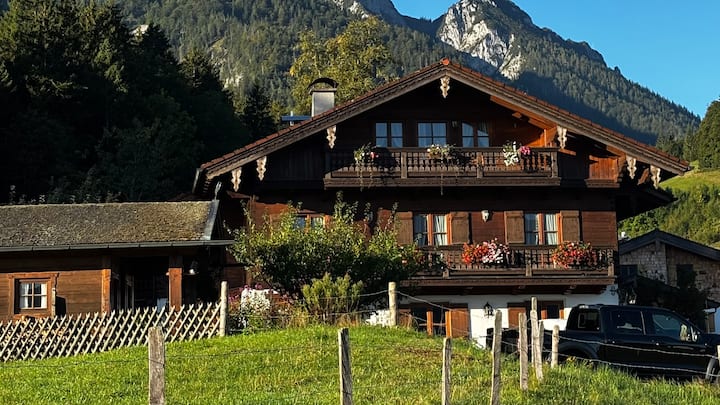 Bavarian Apartment, Balcony And Mountain Idyll - Inzell