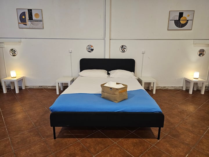 Sebastya Family Studio Quality Amid Airport & City - Faro