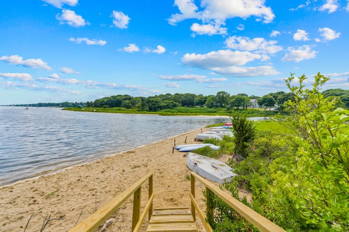 Falmouth Family Home: Beach, Fire Pit & Games! - マーサズ・ビンヤード島, MA