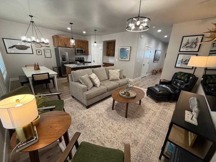 Henry's Fork Townhome - Ashton, ID