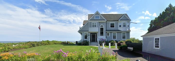 Seawall: Oceanfront Living At Goose Rocks - Kennebunkport, ME
