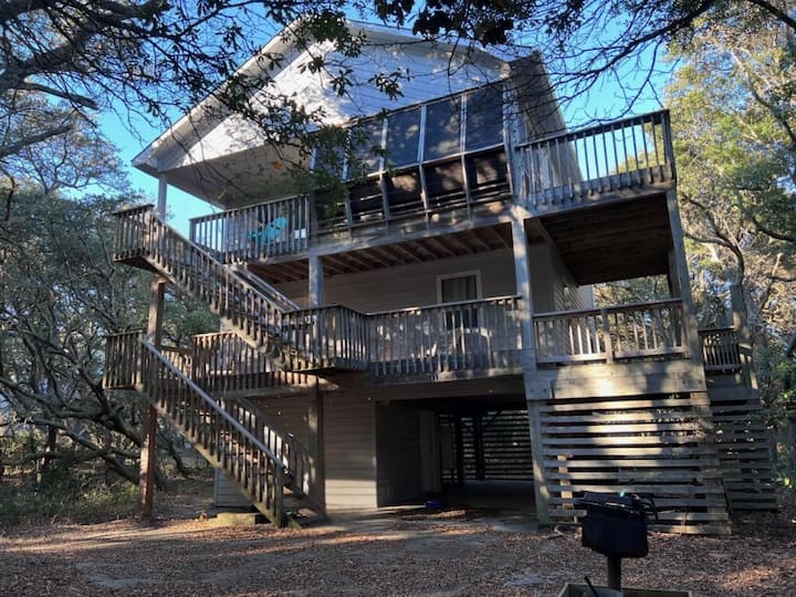 Duck Duck Newf - Duck, NC