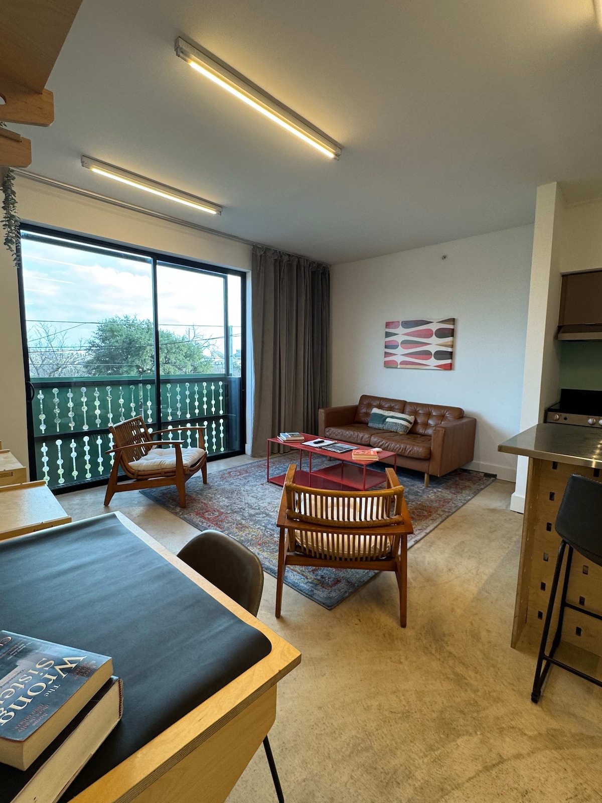 Bardo Lofts Two bedroom suite 203 - Flats for Rent in Dallas, Texas ...