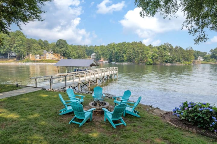 Lakeside Fun With Kayaks, Game Room, Pets Ok - Lake Norman, Catawba
