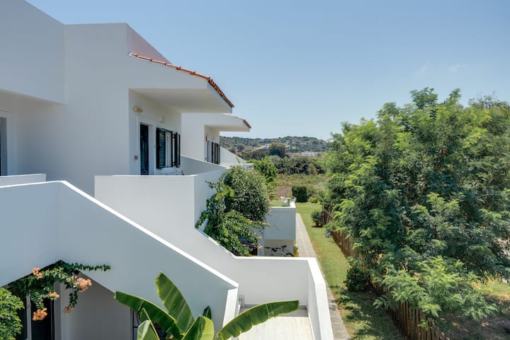 Ilios And Irene  10 - Kos